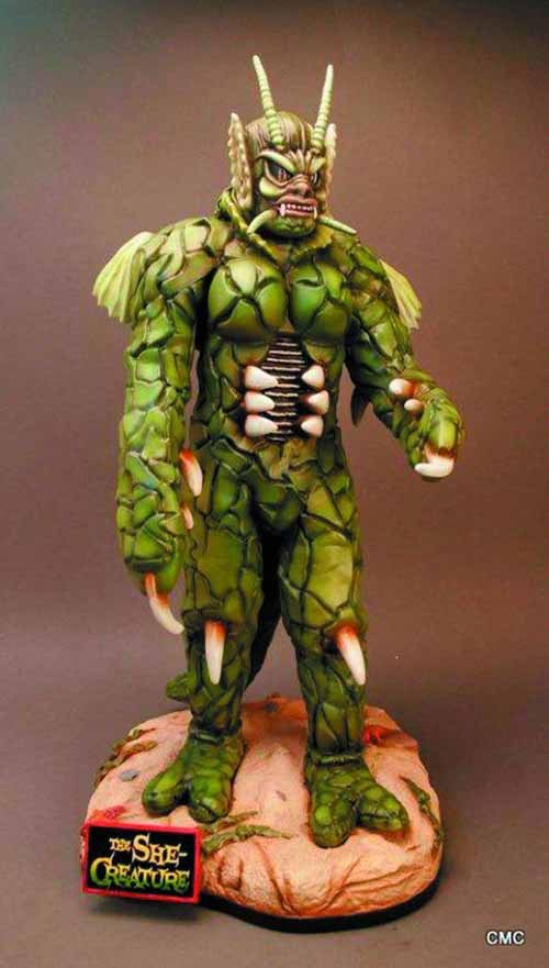 She Creature 1/4 Scale Statue -- Executive Replicas ...